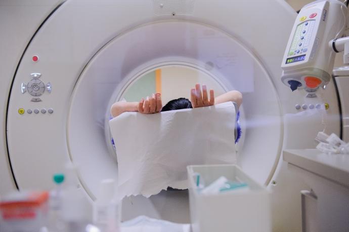 Cancer des ovaires symptomes, diagnostic | Ecographie des ovaires ...